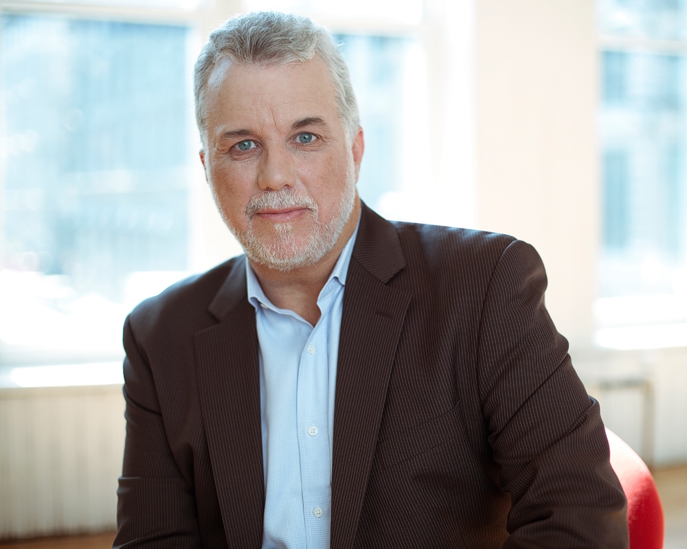 Philippe Couillard veut redorer le blason des politiciens - L'Écho de ...