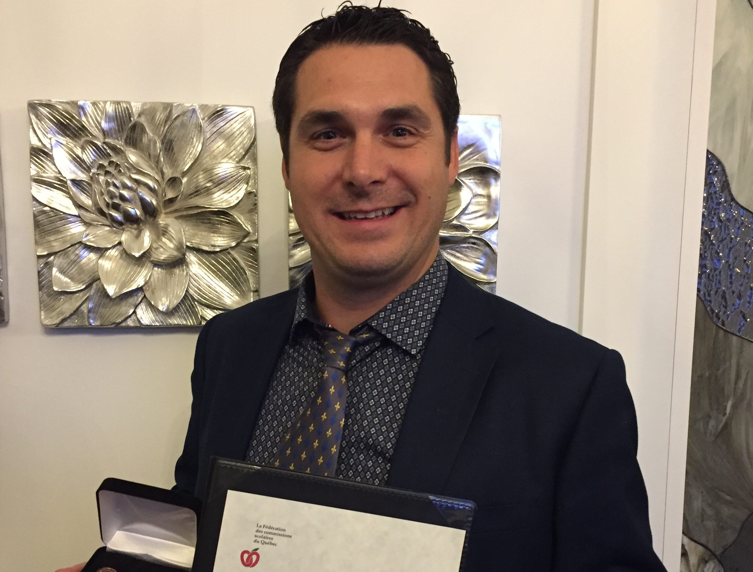Martin Fréchette honoré pour son engagement en éducation - L’Écho de ...