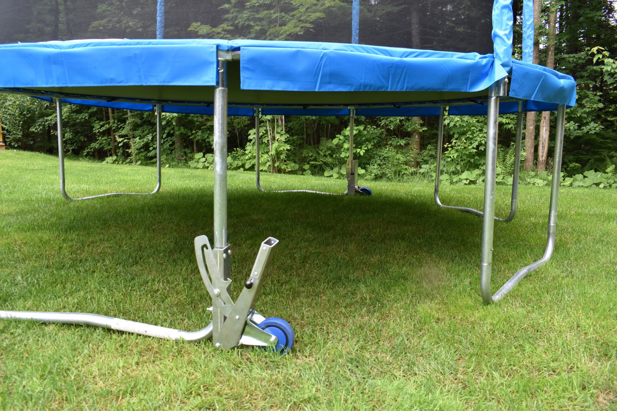 Une invention pour déplacer simplement un trampoline - L’Écho de Maskinongé