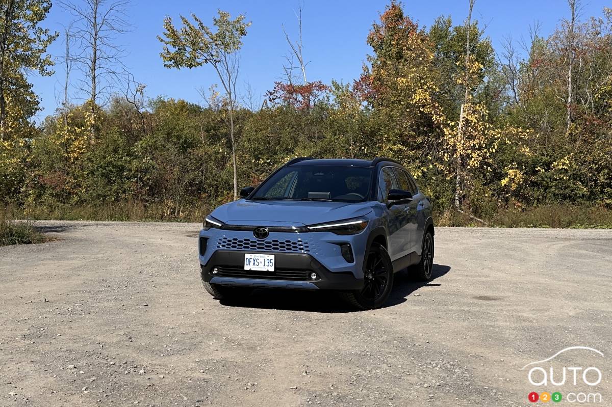 Toyota Corolla Cross hybride 2026, essai routier : le choix désigné - L ...